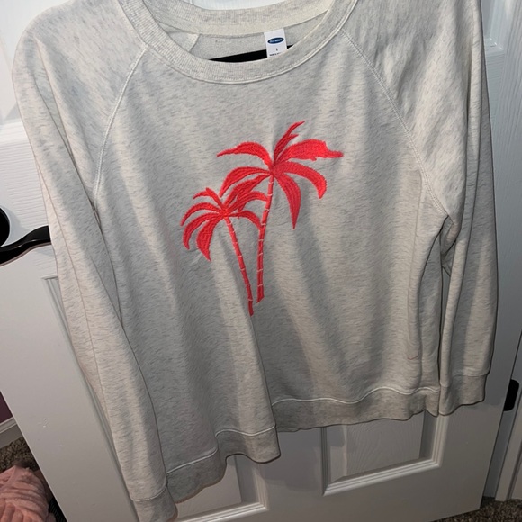 Old Navy | Tops | Tan Old Navy Palm Tree Crew Neck | Poshmark